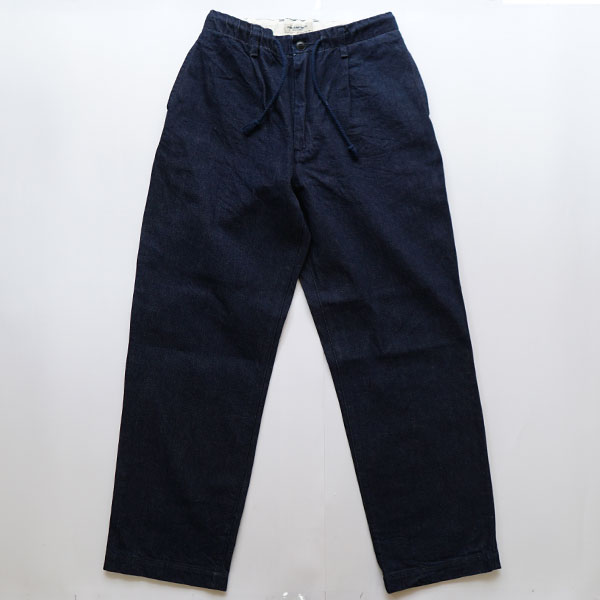『F.O.B FACTORY』 MADE IN JAPANにこだわり、生地、縫製、加工と ほとんどの工程を岡山県の児島の町で行い、職人の経験を大事にしながら、 旧きを知り新しきを提案するというスタンスで、服造りをしています。 上質な生地が持...