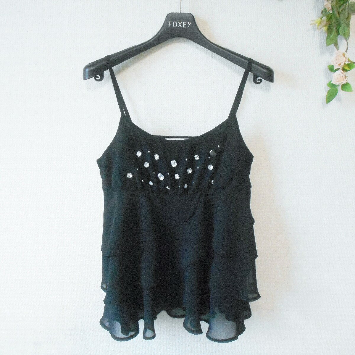 商品情報商品説明ご不明な点はご遠慮なくお問い合わせください。コンディション【状態】USED品です。とくに目立ったシミ、汚れ、キズは見当たりません。USED品としては、きれいな良い状態です。素材【素材】ポリエステル100％サイズ【サイズ】表記...