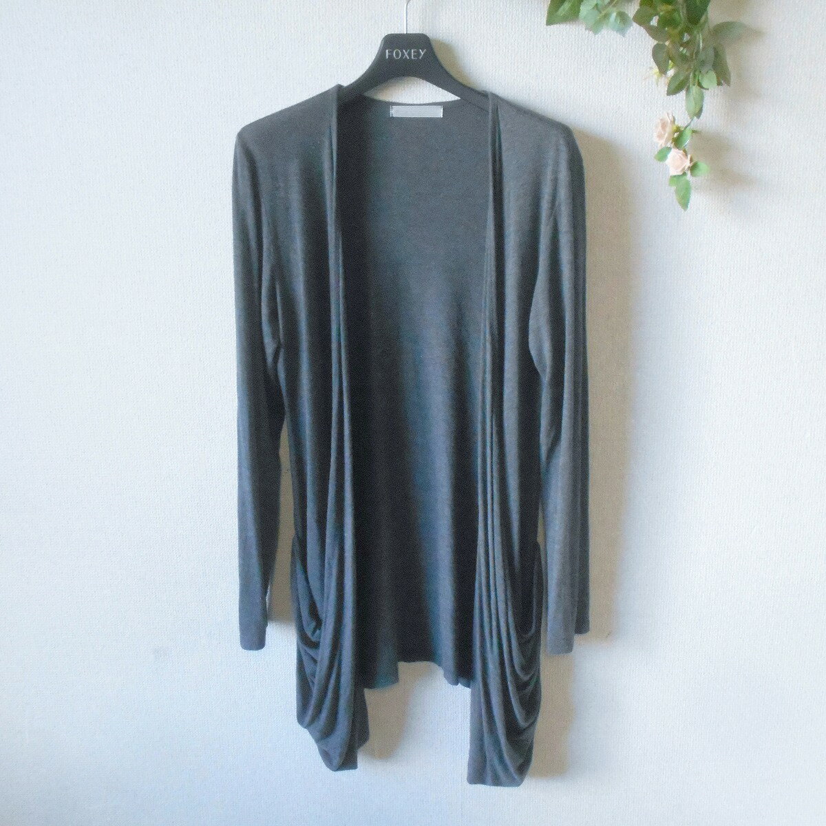 商品情報商品説明ご不明な点はご遠慮なくお問い合わせください。コンディション【状態】USED品です。普通に使用してできる使用感はあるとお考えください。目立ったシミ、キズ、汚れは見られません。まだまだ十分に使用していただける状態です。素材【素材...