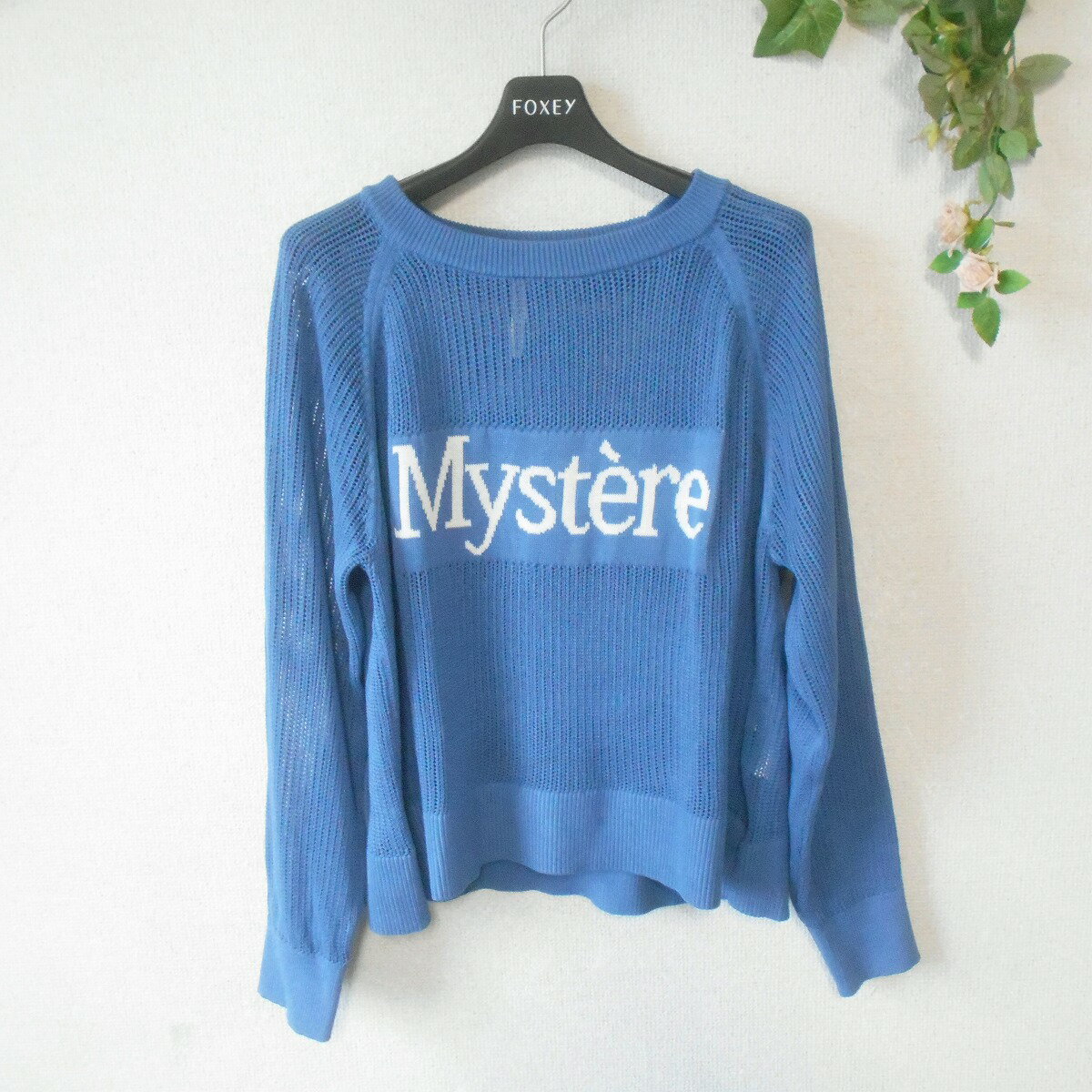 商品情報商品説明ご不明な点はご遠慮なくお問い合わせください。コンディション【状態】USED品です。とくに目立ったシミ、汚れ、キズは見当たりません。USED品としては、きれいな良い状態です。素材【素材】アクリル100％サイズ【サイズ】M　タグ...