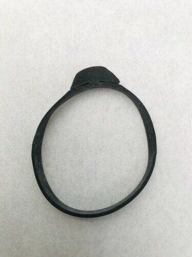 東華護謨工業 ストッパーバンド #18 EPT黒 園芸 輪ゴム 原産国:日本 内径 45mm 折径 70mm 内容量: 615本 ■コードやパイプの結束に 園芸等でもご利用可能 商品コード20077202009商品名東華護謨工業 ストッパー...