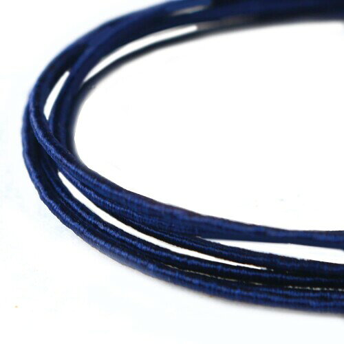 パレ(Parer) 絹巻水引 90cm 50本入 紺 P1575-C56 サイズ/全長90cm 材質/芯:紙、糸:絹 50本 日本製 しなやかで曲げやすい水引。 絹糸を巻いているのでツヤがあり上品な仕上がりに。 水引を折り曲げないストレート...