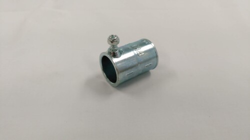 三桂製作所 標準プリカ用附属品 コンビネーションカップリング ねじ込み式 標準プリカ+ねじなし鋼製電線管 厚鋼電線管接続用 PKI24 規格:JIS C 8350 / PSE 主材質:亜鉛合金ダイカスト(ZDC2) 表面処理:電気亜鉛めっき...