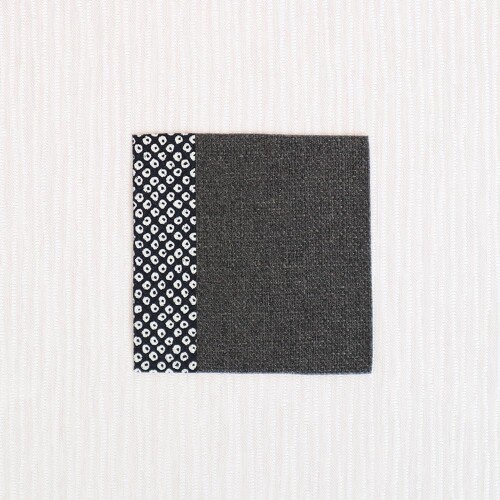Pressence(プレッセンス)コースター 鹿の子 両面はっ水 丸洗いOK 日本製 11×11cm 1枚 墨色(墨X紺) 材質:ポリエステル100% サイズ:約11cm×11cm 生産国:日本 両面に撥水加工を施した日本製のランチョンマッ...