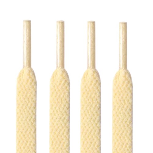 アラタ(Arata) ポリエステルシューレース クリーム 80cm arata_polyester_cream_80 カラー:クリーム サイズ:80cm いつも履いてるスニーカーを気分でイメージチェンジ。 シンプルな白のスニーカーのワンポイ...