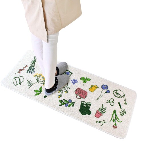 オカ キッチンマット グリーン 約45cm×120cm ガーデナー (すべり止め加工 洗える) サイズ:約45cm×120cm(マットの高さ 約4mm) 素材:綿・ポリエステル・アクリル・レーヨン・その他 裏面すべり止め加工 生産国:日本 ...