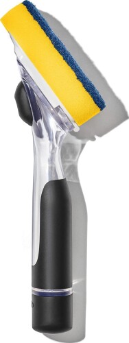 OXO オクソー 洗剤入れ付き ブラシ 食器洗い ワンプッシュ ディッシュスクラブ 鍋 フライパン 柄付き サイズ:約 縦6.2×横6×高さ24.5cm 重量:約100g ワンプッシュで洗剤を出せ、すべりにくく快適に握れるハンドル付きスポン...