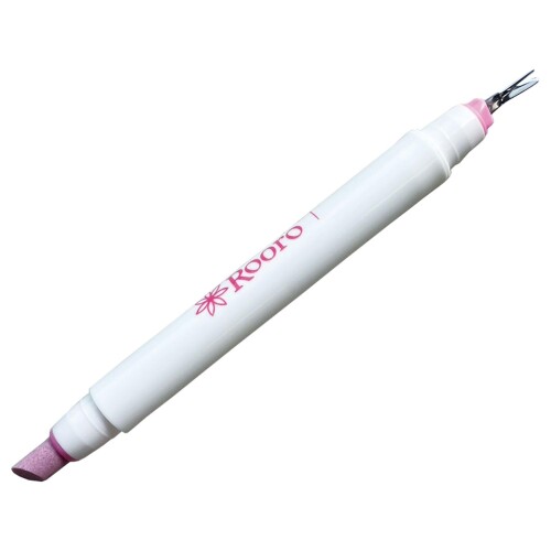 Rooro(ローロ) 2step甘皮ごっそりペン RO-AGP 本体サイズ:直径10mm×全長135mm 材質:セラミック・ステンレス 商品紹介 1本で甘皮を押し上げてカットできる 【用途】 ネイルケア、甘皮ケア 【特徴】 ■甘皮の処理や角...