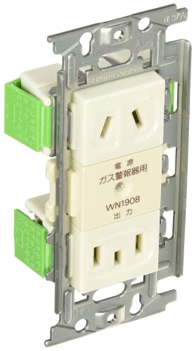 パナソニック(Panasonic) フルカラー埋込ガス警報器 DC24Vプラグ式 用コンセント WN1908 電源 10A 24V DC、出力 5A 60V 発売日:1984年3月21日 電源 10A 24V DC、出力 5A 60V 発売...
