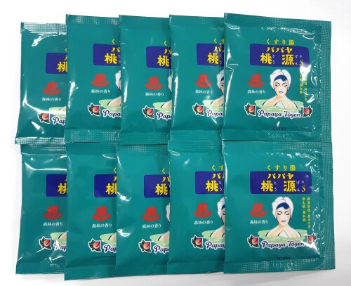 パパヤ桃源S 分包 森林の香り 15G×10包 60年以上の販売実績を持つ「桃源」シリーズの分包品です。 商品紹介 ■60年以上続くロングセラー入浴剤｢桃源｣の新パッケージです。 ■パパイン(タンパク質分解酵素)配合でお肌すっきり。 ■リラ...