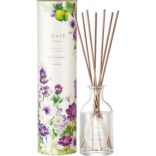 晴香堂(HARUKADO) 香の詩 リッチアネモネ 室内用 日本製 人気 ギフト お洒落 容量:200ml 詩を奏でるように咲く自然の花をイメージしたリードディフューザーです。手書きにこだわった華やかなデザインと、みずみずしい花々の香りをお...