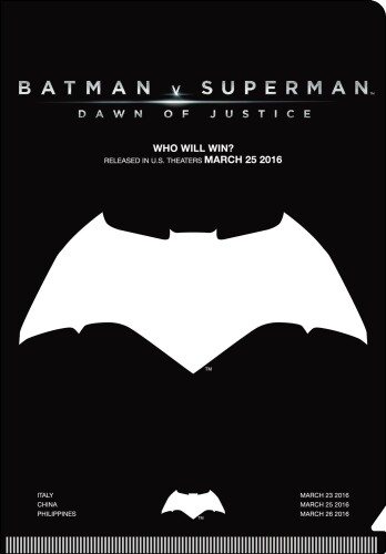 バットマン85周年 ミニファイル付きポストカードセット(BATMAN V SUPERMAN) IG4323 BATMAN V SUPERMANのポストカード2枚とA6サイズのミニクリアファイルのセット バットマン85周年!「BATMAN V...