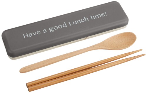 たつみや メッセージ弁当 スプーン&箸セット スミクロ 33322 190x48x27mm 耐熱+80[度] 耐冷-25[度] 箸約23cm、木製スプーン A Good lunch time!ランチが楽しくなるランチボックス。 商品コード2...