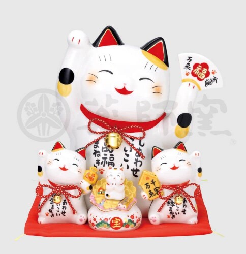 薬師窯(yakushigama) 彩絵お金まねき猫(萬福まねき)(貯金箱) 運気アップ 風水 置物 インテリア 猫 ねこ ネコ 江戸の昔より招き猫はお金や人を招いてくれる縁起物として親しまれてきました。ささやかな願い事に応えてくれる招き猫。...