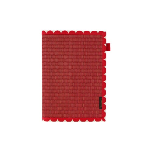 アムツムグ ノートカバー A5 畳 赤 ドット レッド C02-24-00102 【サイズ】約16.3×22.5cm 【重さ】約82g 【素材】本体:国産イ草100パーセント、付属部:綿100%(裏張りポリエステル100%) ペンホルダー:...
