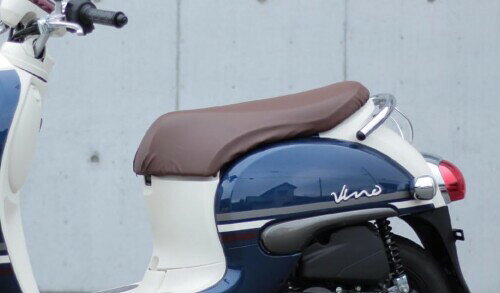 大久保製作所 シートカバー ブラウン サイズ：M のびの〜びサドルカバー SCNBR-2800 カラー:ブラウン サイズ:M 材質:(表)塩化ビニール/(裏)ポリエステル・ポリウレタン 伸びて縮んでピッタリフィット。シートカバーの破れに!バ...