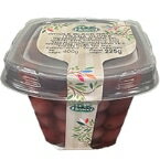 種入りのオリーブですオリーブに種が入っており、果軸、葉が付いている場合がございますので、お召し上がりの際は十分お気をつけください。開封後は賞味期限にかかわらず、お早めにお召し上がりください。品種の特性上、色の薄い実がございますが、品質には問...