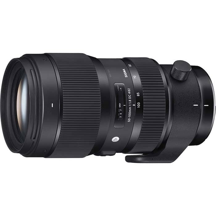 種別：一眼レフ用AFレンズ NOTE開放値F1.8、APS-Cセンサー用大口径ズームレンズの第2弾。単焦点レベルの画質をカバーする中望遠ズーム、登場。高性能単焦点レンズと同等の明るさと解像力をもつ、最高レベルの光学性能と表現能力を発揮できる...