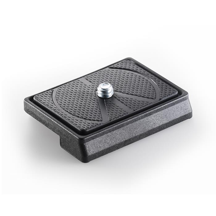 種別：三脚関連アクセサリー NOTE多くのマンフロット雲台で使われている200PLの軽量版プレートです。 テクノポリマー製で軽量性に優れた1/4”ネジタイプのプレートで、最大耐荷重4kgまで対応します。 手で簡単に締め付けられるマンフロット...