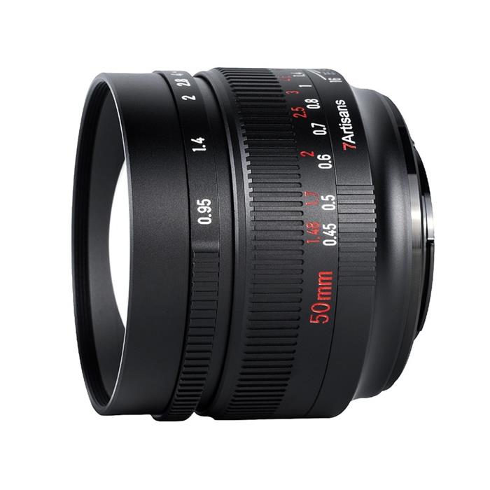 種別：ミラーレス用MFレンズ NOTE七工匠（しちこうしょう）7Artisans 50mm F0.95は、APS-Cサイズミラーレス用の超大口径標準レンズです。小型のカメラに装着しても違和感のないコンパクトなサイズながらも、ボケの大きさを活...