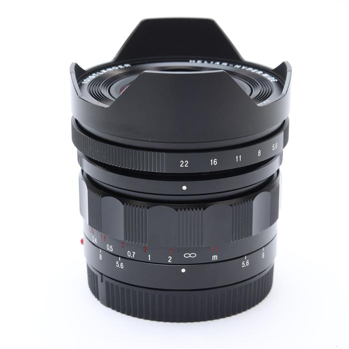 外観状態:良品 マップ保証期間:6ヶ月保証 付属品など:レンズフロントキャップ・レンズリアキャップ【ココがポイント！】歪曲収差を極限まで補正した超広角レンズ。デジタル撮像素子に最適化された光学設計を採用しています。魚眼レンズではなく直線を直...