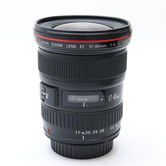 外観状態:並品 マップ保証期間:6ヶ月保証 付属品など:レンズフロントキャップ・レンズリアキャップ・レンズフード【ココがポイント！】超広角ズームの魅力を知るほどに、被写体にグッと近づいて撮影したくなる。そんな撮影者の思いに応える最短撮影距離...