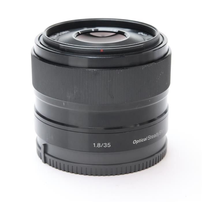 外観状態:並品 マップ保証期間:6ヶ月保証 付属品など:元箱・レンズフロントキャップ・レンズリアキャップ・レンズフード【ココがポイント！】風景撮影やスナップ、ぼけを生かしたポートレートまで幅広いシーンで活躍する52.5mm相当（35mm判換...