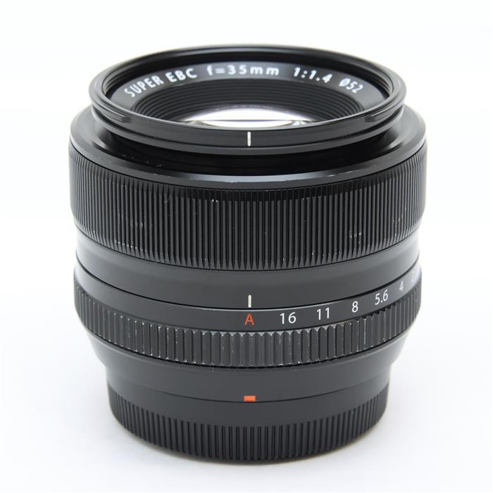 外観状態:並品 マップ保証期間:6ヶ月保証 付属品など:レンズフロントキャップ・レンズリアキャップ・レンズフード【ココがポイント！】開放値F1.4という明るいレンズ。開放でも均一な解像度が得られるように十分配慮した設計になっています。第5レ...