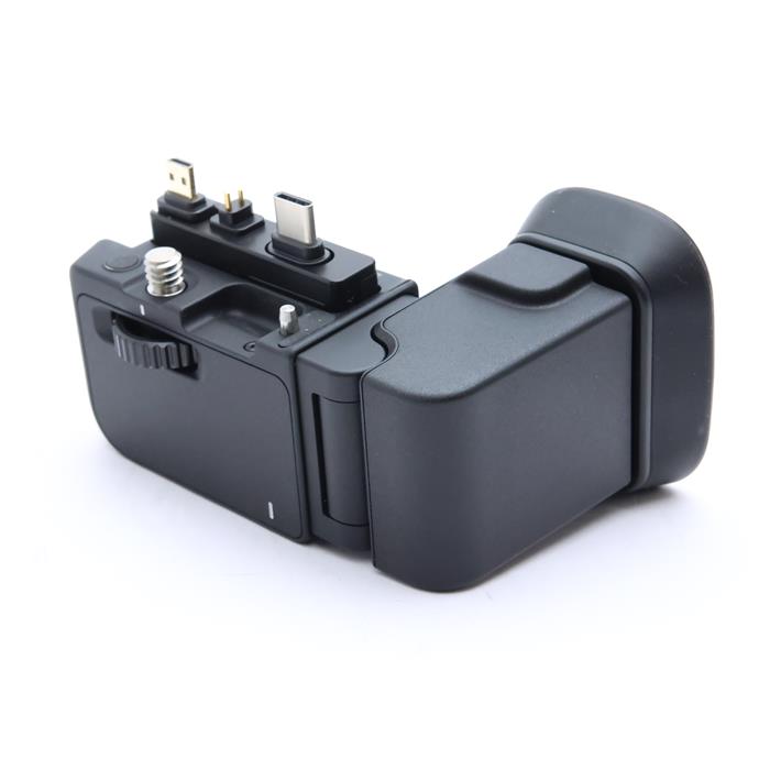 外観状態:美品 マップ保証期間:3ヶ月保証 付属品など:大型アイカップ【ココがポイント！】SIGMA fpシリーズ専用の外付け電子ビューファインダーです。0.5型、約368万ドットの有機ELパネルによる高解像・高光度なファインダーは、より集...