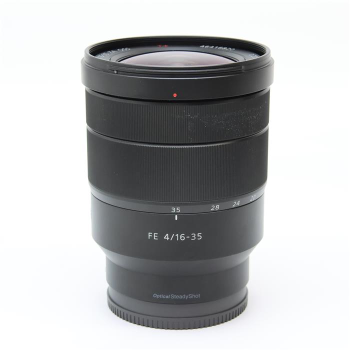 外観状態:並品 マップ保証期間:6ヶ月保証 付属品など:レンズフロントキャップ・レンズリアキャップ・レンズフード【ココがポイント！】画面周辺部まで忠実に再現する、35mmフルサイズに対応した小型軽量の高性能広角ズームレンズ35mmフルサイズ...