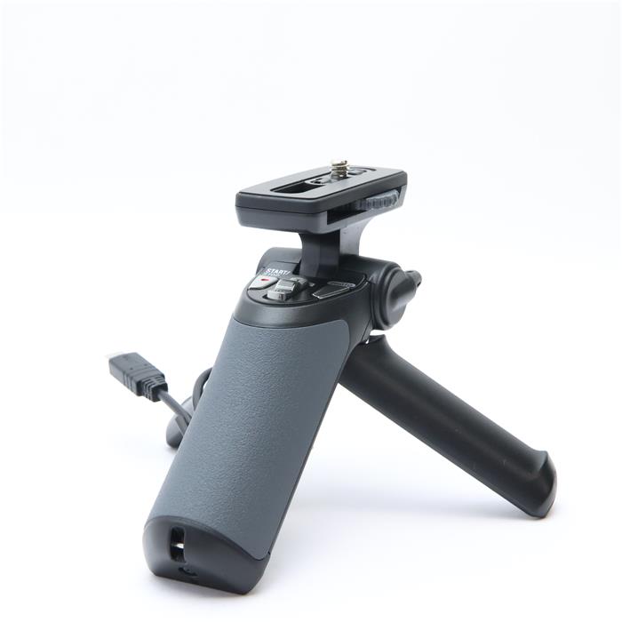 外観状態:美品 マップ保証期間:保証なし 付属品など:ポーチ【ココがポイント！】親指1本でかんたんにリモコン操作できるので低い位置・高い位置・自撮りなどさまざまなアングルで撮影可能です。◎点検スタッフからのコメント【外観】全体的に丁寧に使用...