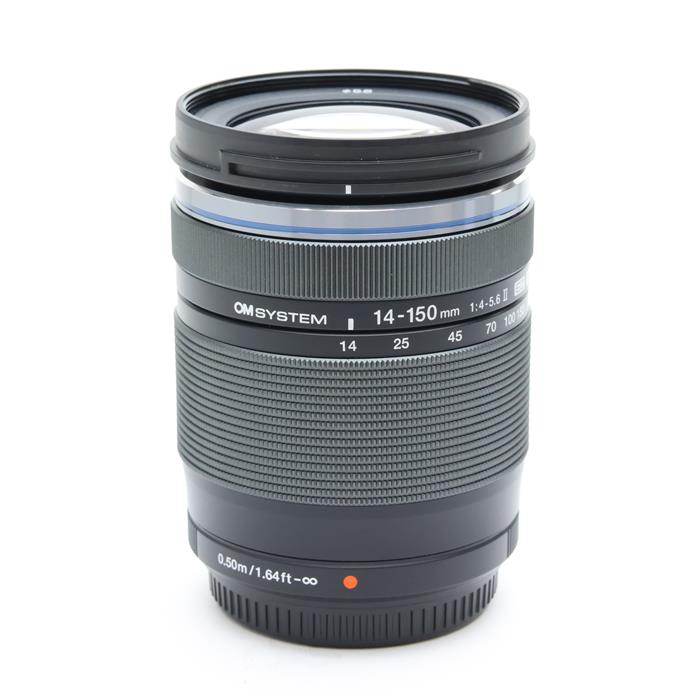 外観状態:良品 マップ保証期間:6ヶ月保証 付属品など:レンズフロントキャップ・レンズリアキャップ・レンズフード【ココがポイント！】防塵・防滴高倍率ズームコンパクトに持ち歩ける10.7倍の小型・軽量ズームレンズがリニューアルし、防塵・防滴性...