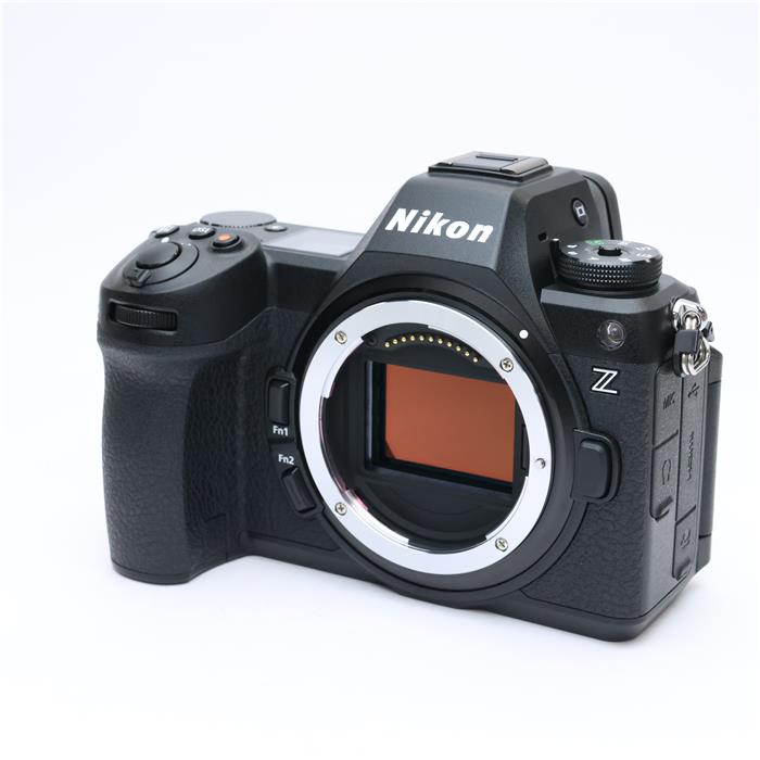 外観状態:美品 マップ保証期間:6ヶ月保証 付属品など:バッテリー・USB-Cケーブル・ケーブルクリップ【ココがポイント！】『Z6III』は、「ニコン Z シリーズ」のフラッグシップモデル「ニコン Z9」（2021年12月発売）や、「ニコン...
