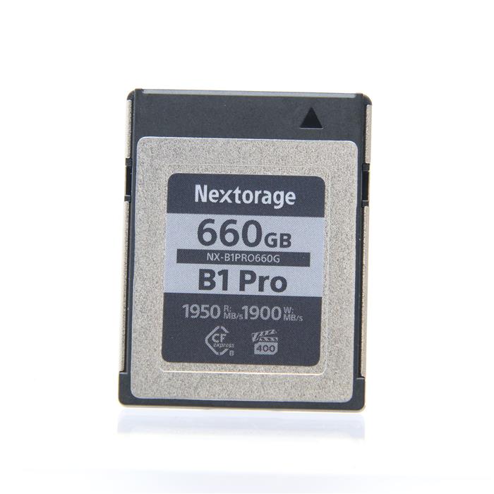 外観状態:美品 マップ保証期間:保証なし 付属品など:付属品なし【ココがポイント！】プロフェッショナルの要求に応える、速度を追求したCFexpress Type Bメモリーカード最高画質での動画撮影や静止画の連写撮影に必要な仕様を備えるCF...