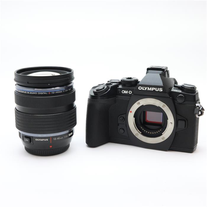 外観状態:良品 マップ保証期間:3ヶ月保証 付属品など:ストラップ・バッテリー・チャージャー・レンズフロントキャップ・レンズリアキャップ・フラッシュ・レンズ用ポーチ【ココがポイント！】プロフェッショナルの使用に耐えうる充実の性能と最高の信頼...