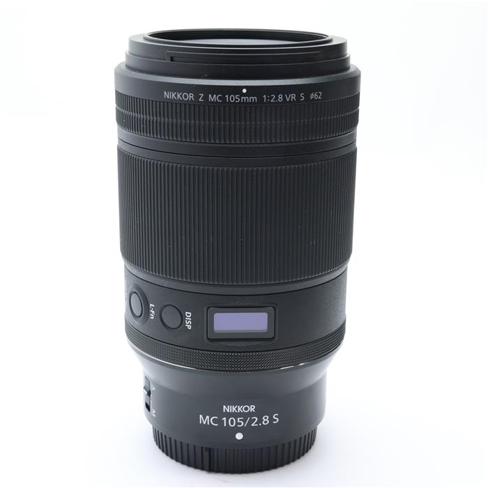 外観状態:良品 マップ保証期間:6ヶ月保証 付属品など:レンズフロントキャップ・レンズリアキャップ・レンズフード・レンズケース【ココがポイント！】マクロ撮影からポートレートまで、ひと際美しいボケと高い解像力とのコントラストが目を惹きつける、...