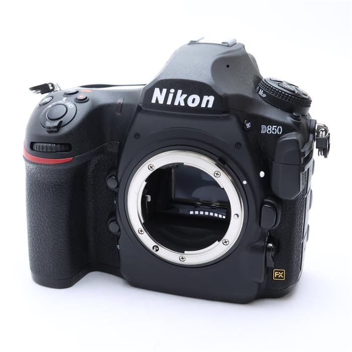 外観状態:良品 マップ保証期間:6ヶ月保証 付属品など:バッテリー・チャージャー【ココがポイント！】有効画素数4575万画素と常用感度ISO 64-25600を両立。ボディ単体で最高約7コマ/秒の連写が可能。シャッターチャンスを逃しません。...