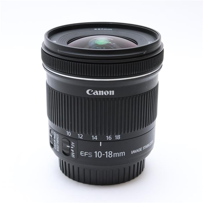 外観状態:良品 マップ保証期間:3ヶ月保証 付属品など:レンズフロントキャップ・レンズリアキャップ(社外品)【ココがポイント！】EF-S10-18mm F4.5-5.6 IS STMは、APS-C サイズの撮像素子に適した光学系を採用した小...