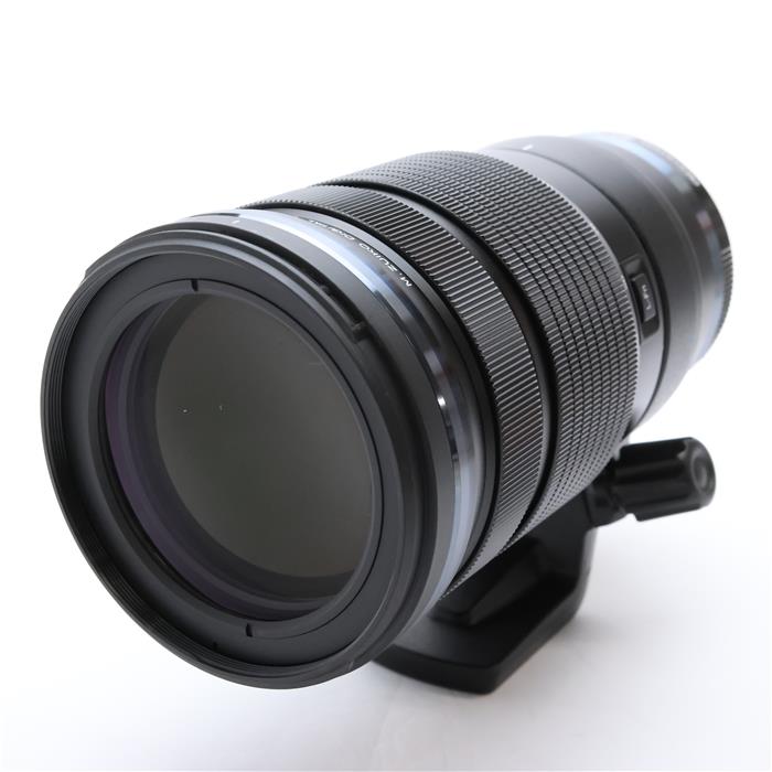 外観状態:良品 マップ保証期間:6ヶ月保証 付属品など:レンズフロントキャップ・レンズリアキャップ【ココがポイント！】明るさ・機動性・近接性能、全てが最高レベルの望遠ズーム。どんな状況下でも常に高画質を提供するプロフェッショナルレンズ。それ...