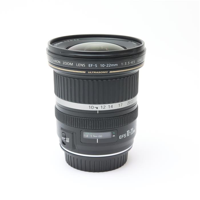 外観状態:並品 マップ保証期間:3ヶ月保証 付属品など:レンズフロントキャップ・レンズリアキャップ【ココがポイント！】EF-Sレンズの特長であるショートバックフォーカスと小径イメージサークルの利点を十分に活かした光学設計により、135フォー...