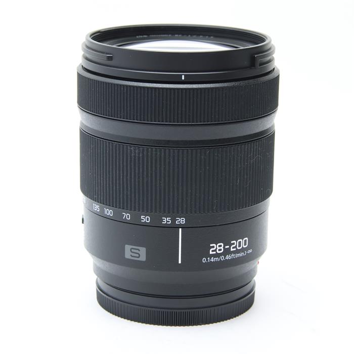 外観状態:美品 マップ保証期間:6ヶ月保証 付属品など:レンズフロントキャップ・レンズリアキャップ・レンズフード【ココがポイント！】世界最小・最軽量　広角から望遠まで幅広い焦点距離をカバーするSシリーズレンズ初の高倍率ズームレンズ光学と機構...