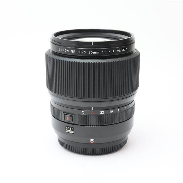 外観状態:良品 マップ保証期間:6ヶ月保証 付属品など:レンズフロントキャップ・レンズリアキャップ【ココがポイント！】ラージフォーマットセンサー搭載のデジタルカメラに対応するレンズとして極めて明るい開放F値1.7を実現し、なめらかで美しいボ...