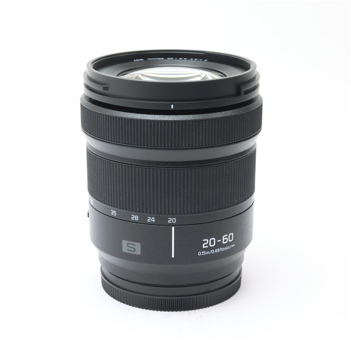外観状態:良品 マップ保証期間:6ヶ月保証 付属品など:レンズフロントキャップ・レンズリアキャップ・レンズフード【ココがポイント！】LUMIX S 20-60mm F3.5-5.6は、ライカカメラ社の開発したLマウントを採用し、卓越した描写...