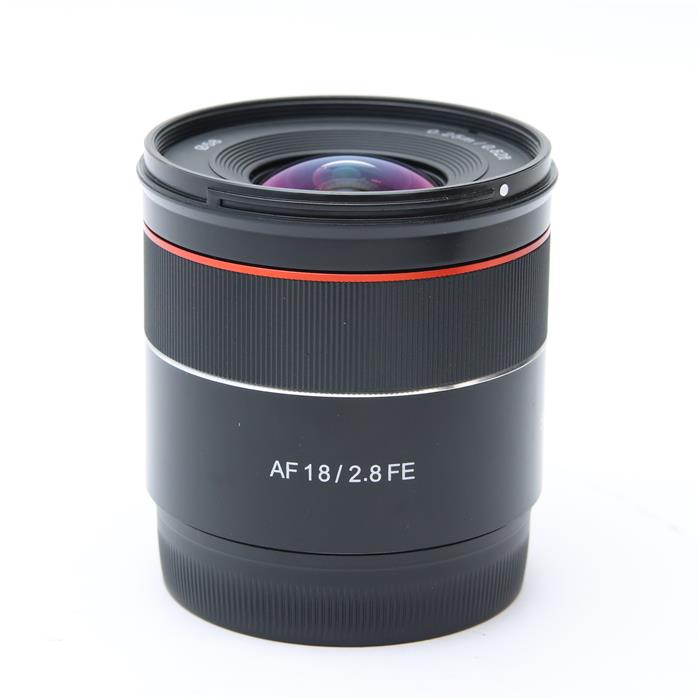 外観状態:良品 マップ保証期間:保証なし 付属品など:元箱・レンズフロントキャップ・レンズリアキャップ・レンズフード・ケース【ココがポイント！】たった145g！小型軽量、超広角僅か145gという軽量でコンパクトなレンズが写し出す、フルサイズ...