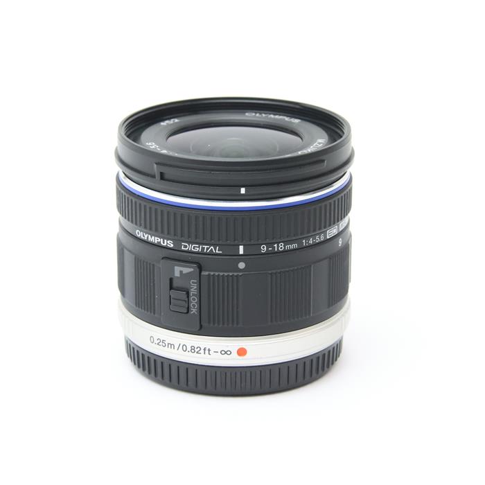 外観状態:良品 マップ保証期間:6ヶ月保証 付属品など:レンズフロントキャップ・レンズリアキャップ【ココがポイント！】沈胴機構による大幅な小型化と高い描写性能を両立携帯性を確保するために沈胴式の鏡枠機構を取り入れ、厚みはわずか49.5mm。...