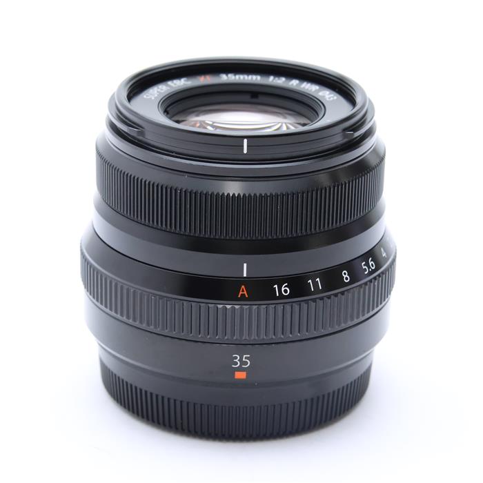 外観状態:良品 マップ保証期間:6ヶ月保証 付属品など:レンズフロントキャップ・レンズリアキャップ・レンズフード【ココがポイント！】撮りたい瞬間を撮影できる高速AFを実現した単焦点レンズ。コントラスト豊かで解像感の高い描写が可能です。防塵防...