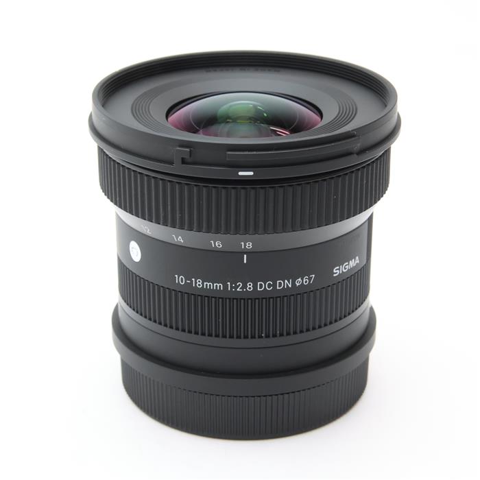 外観状態:美品 マップ保証期間:6ヶ月保証 付属品など:レンズフロントキャップ・レンズリアキャップ・レンズフード・別売フィルター【ココがポイント！】あらゆる用途とシーンに最適な高い表現力と機動性世界最小最軽量のAPS-C用超広角ズームレンズ...