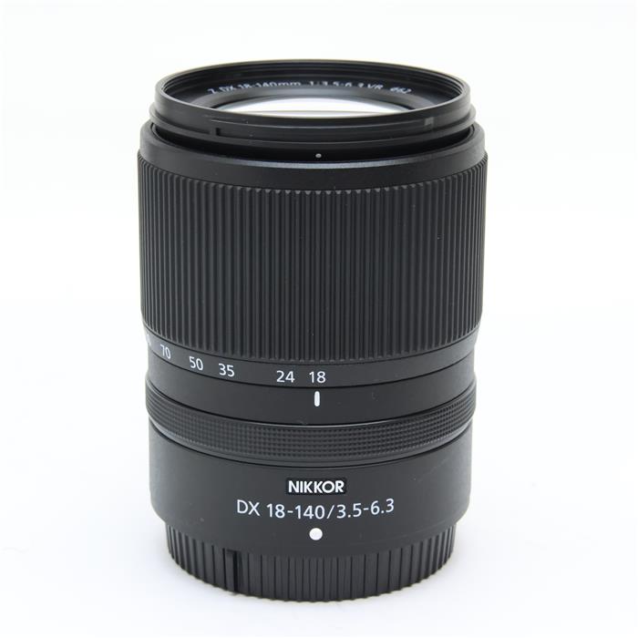 外観状態:美品 マップ保証期間:6ヶ月保証 付属品など:レンズフロントキャップ・レンズリアキャップ・別売レンズフード【ココがポイント！】1本でさまざまな撮影シーンに対応するニコンDXフォーマット対応の小型・軽量約7.8倍高倍率ズームレンズで...