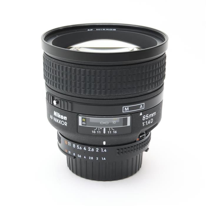 外観状態:並品 マップ保証期間:3ヶ月保証 付属品など:レンズフロントキャップ・レンズリアキャップ・レンズフード・別売フィルター【ココがポイント！】開放F値が1.4と明るく、円形型絞りの採用により、背景に美しい、ボケ味が得られる望遠85mm...