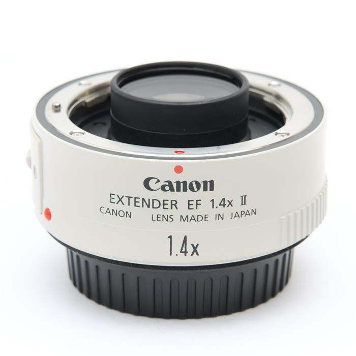 外観状態:良品 マップ保証期間:3ヶ月保証 付属品など:レンズリアキャップ【ココがポイント！】1.優れた防塵・防滴性カメラ側マウント部にゴムリング、レンズ側マウント外周部に「EOS-1V」と同様の防塵・防滴構造、取り外しつまみの接合部にシー...